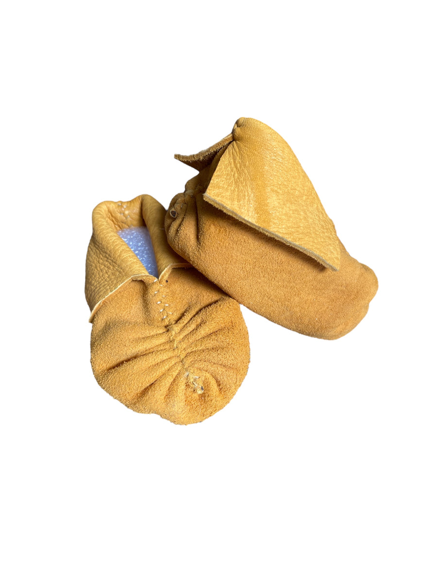 baby moccasins Made By Kathy Haney – Redstick Gallery